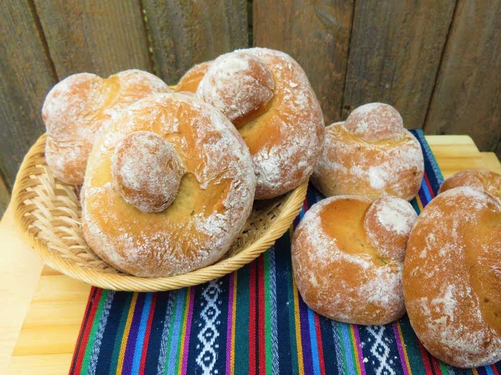 Eat shecas at Xelapan in Xela | Attractions in Guatemala - Travelisimo